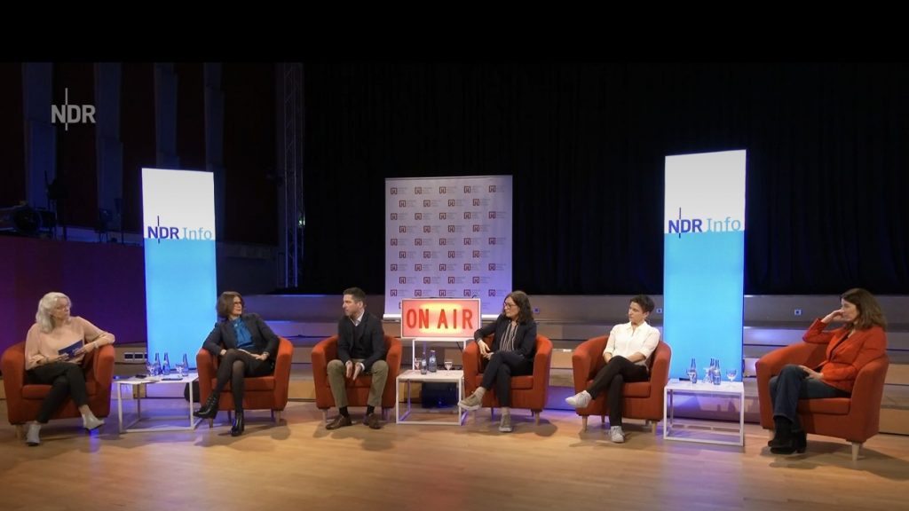 Wie Journalismus durch Krisen helfen kann - M - Menschen Machen Medien (ver.di)